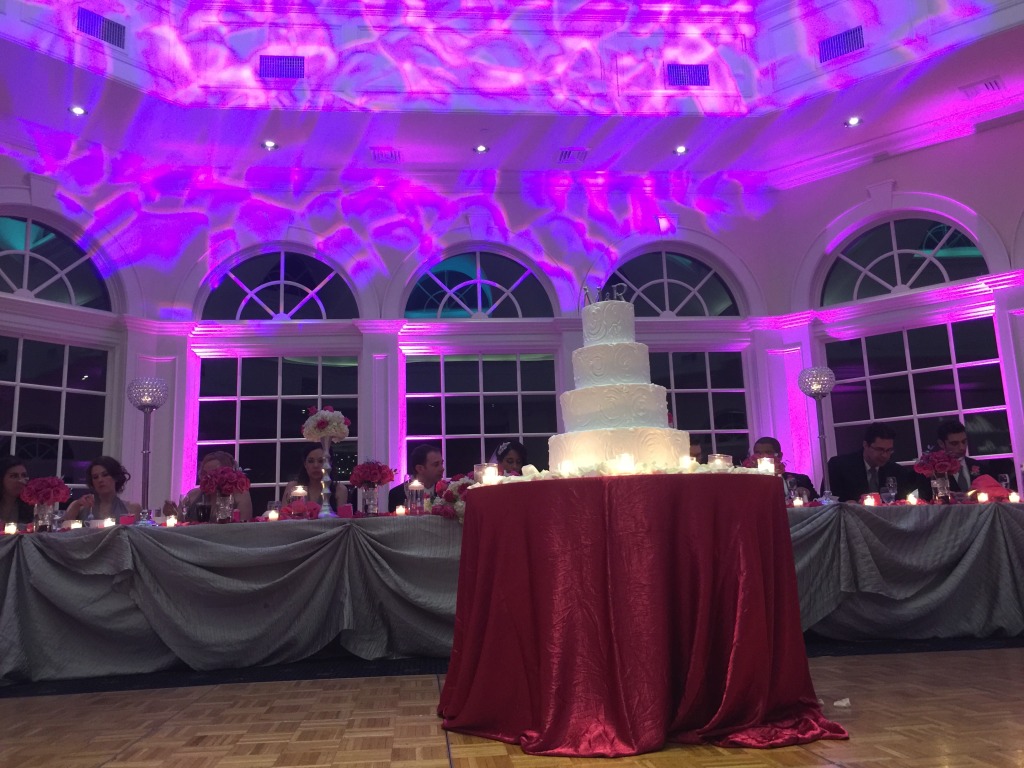 Up Lighting in Michigan | Dramatic Dimensions Entertainment